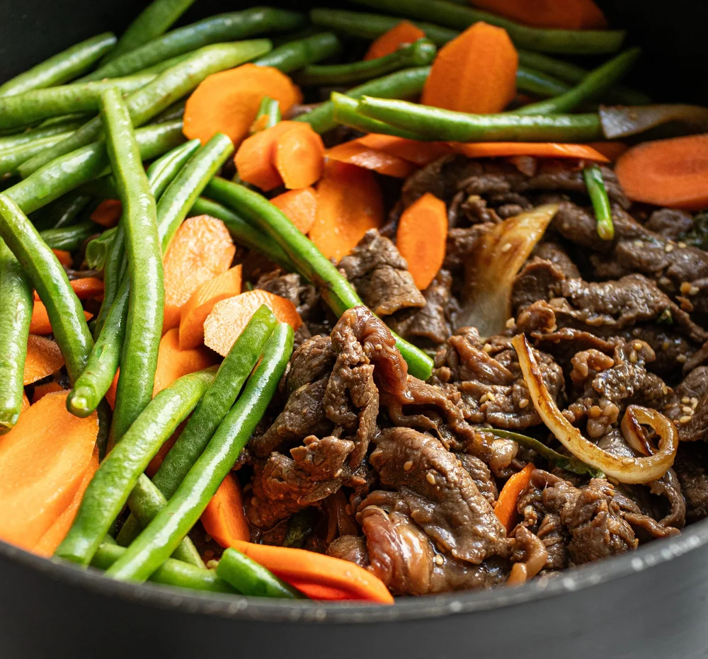 Easy Chinese-Style Pan-Fried Beef with Carrots and Green Beans — Vicky Pham
