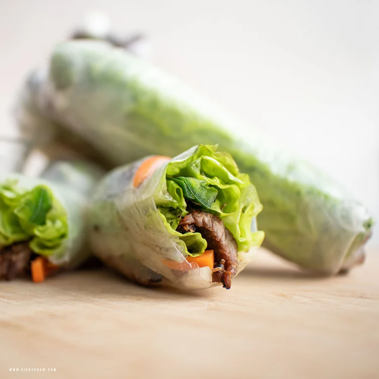 Vietnamese Lemongrass Grilled Beef Spring Rolls (Thịt Bò Nướng Cuốn ...