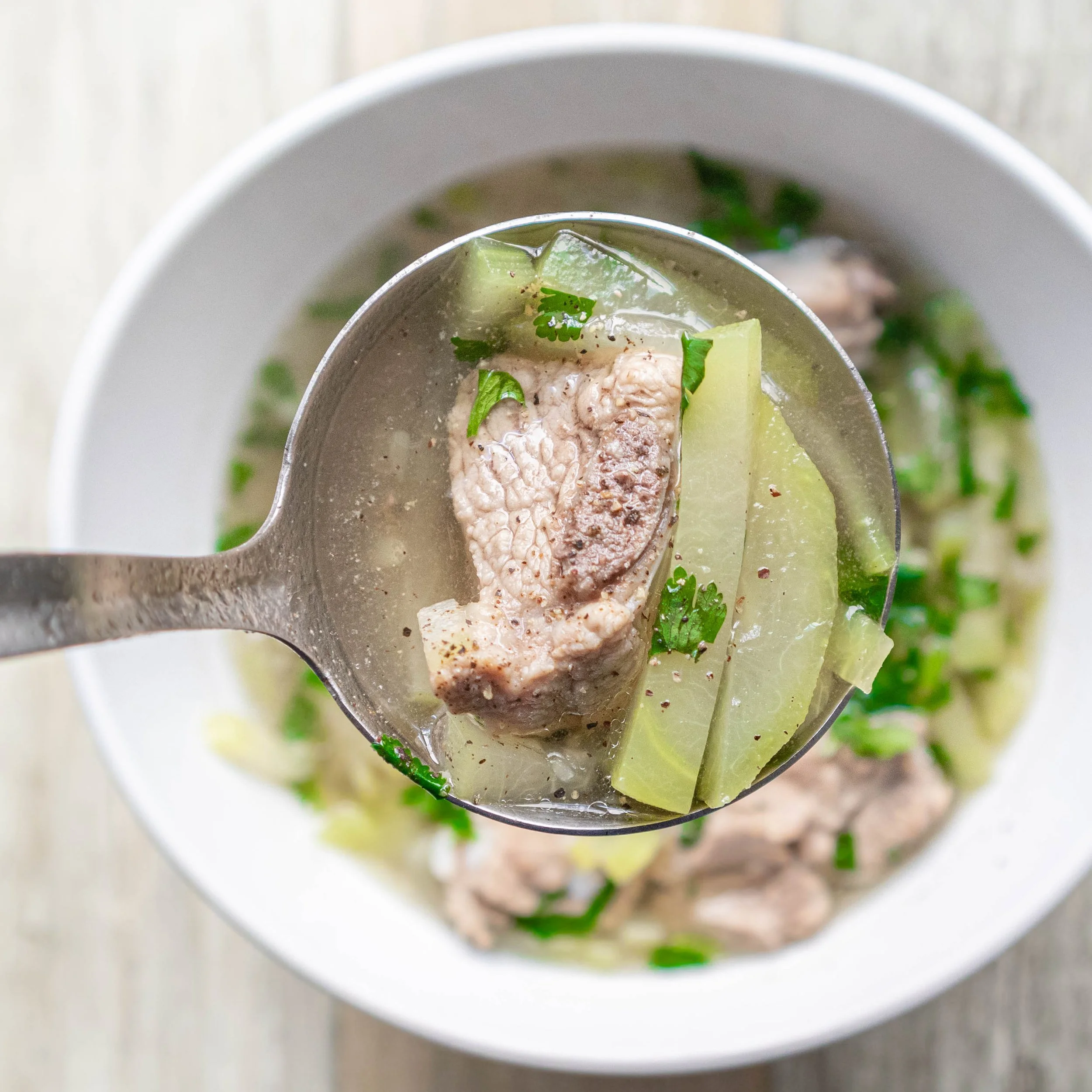 Vietnamese Pork Spare Rib Soup with Opo Squash (Canh Suon Nau Bau ...