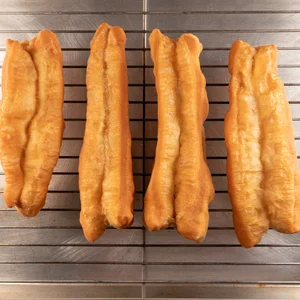 Chinese Fried Breadstick (Youtiao/Gio Chao Quay) — Vicky Pham