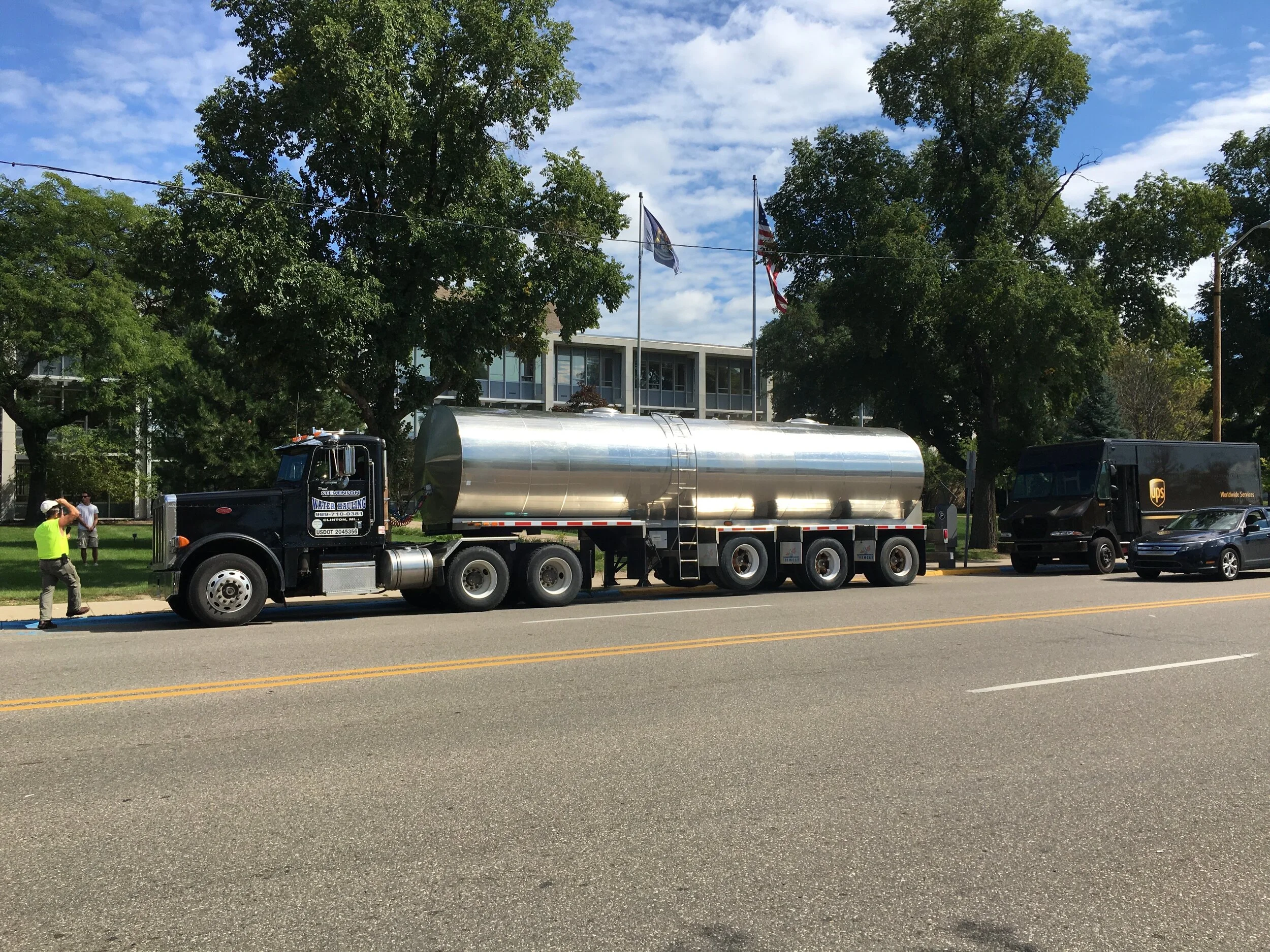 Water Tank Rentals Poly Tanks Frac Tanks Aluminum Tanks Stainless Water ...