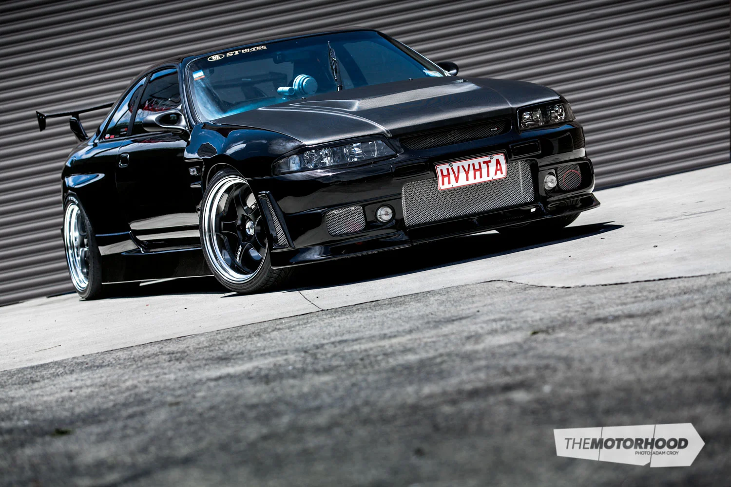 A rear-wheel drive 700kW R33 Skyline that hits hard — The Motorhood