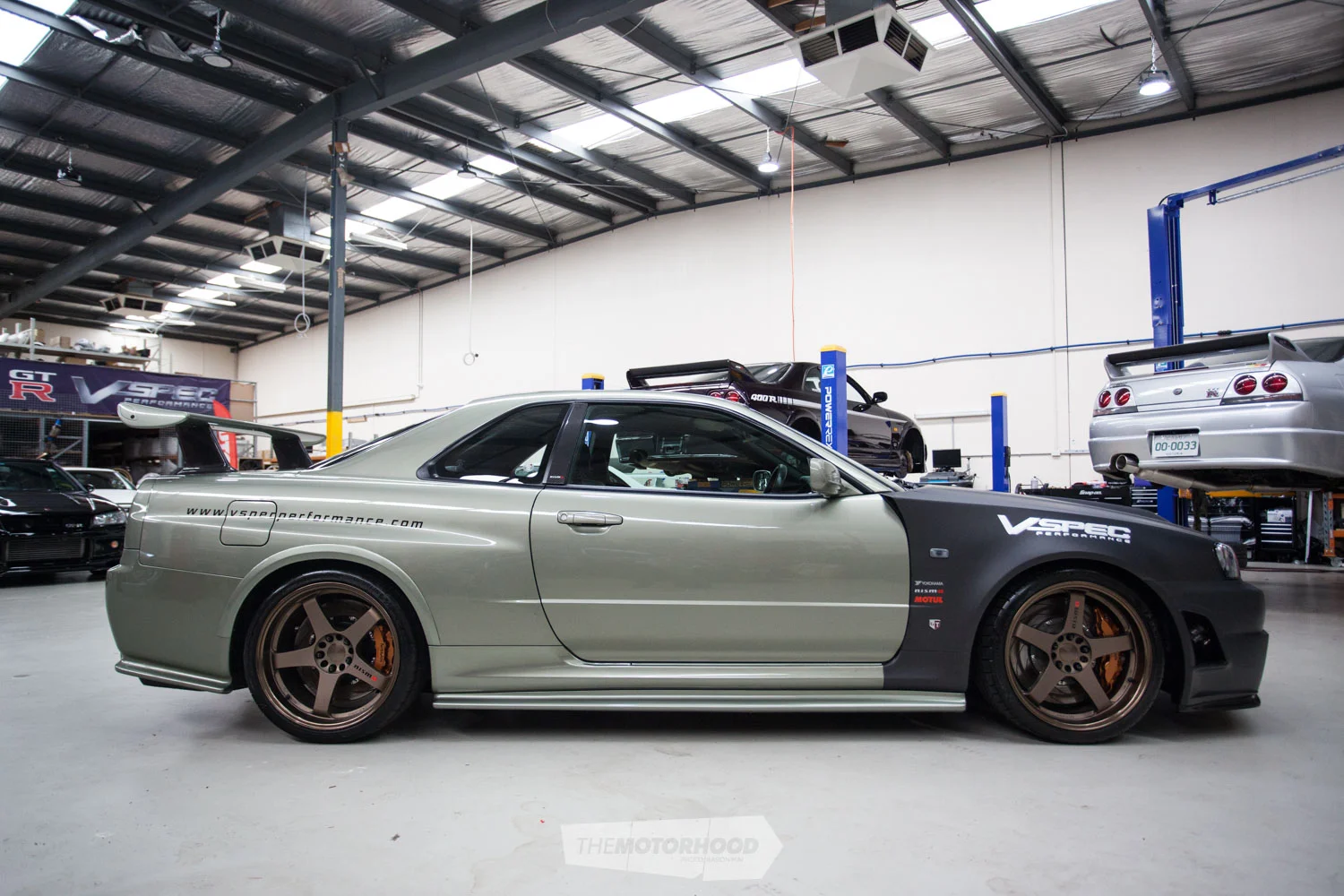 Flying V: Omori Factory-built R34 GT-R M-Spec Nür — The Motorhood