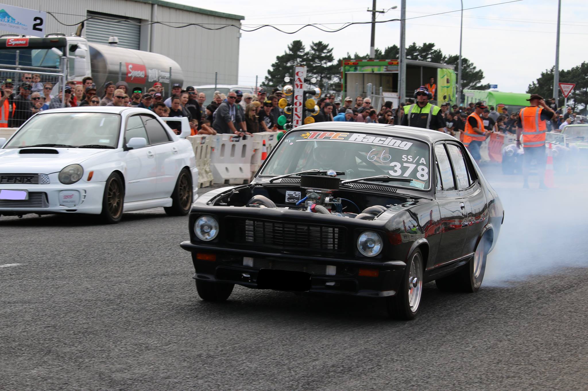 Legal street-racing! Eze Wash Naki Street Drags — The Motorhood