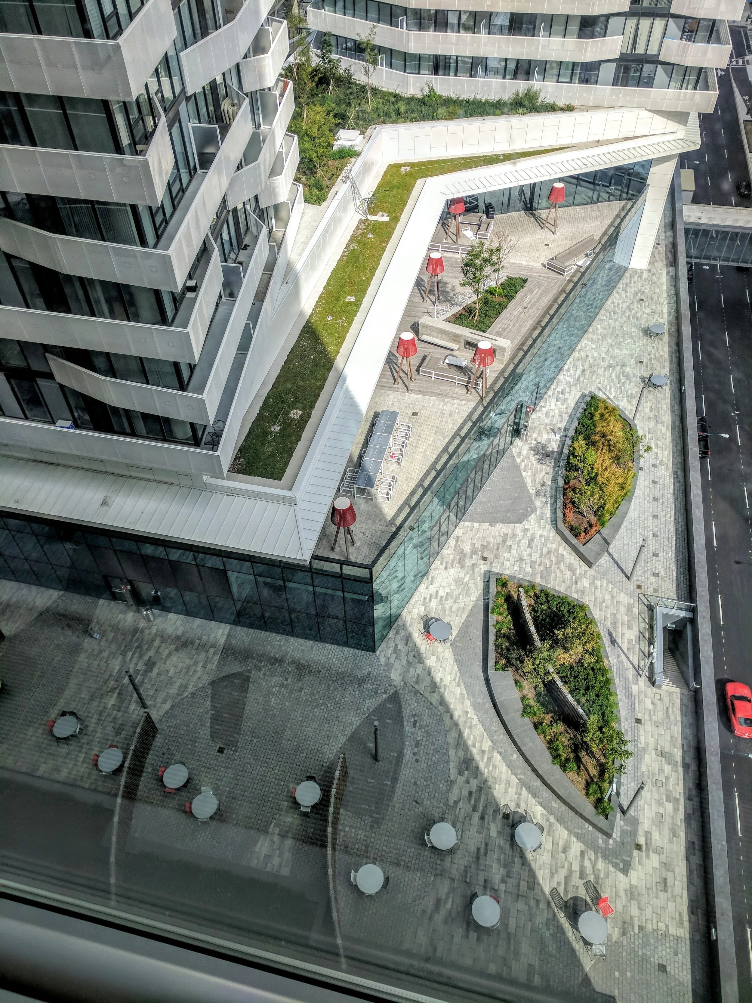 One York Street and Harbour Plaza — O2