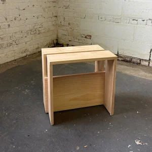 The Studio Stool — Manual