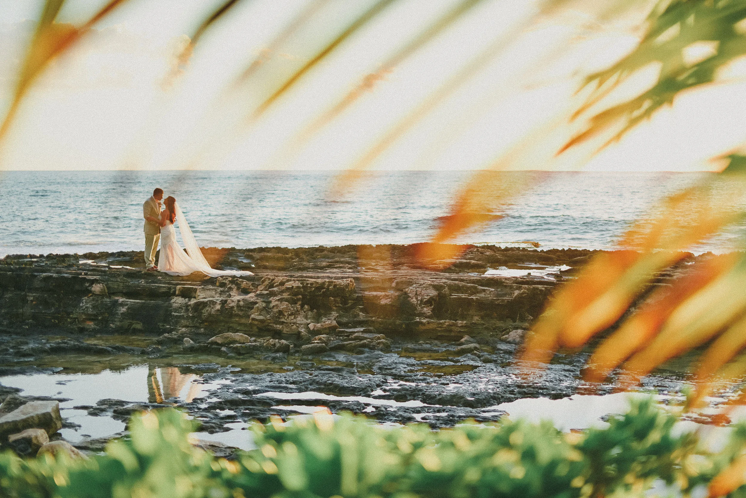 STEPHEN LUDWIG : MODERN HAWAII WEDDING PHOTOGRAPHY