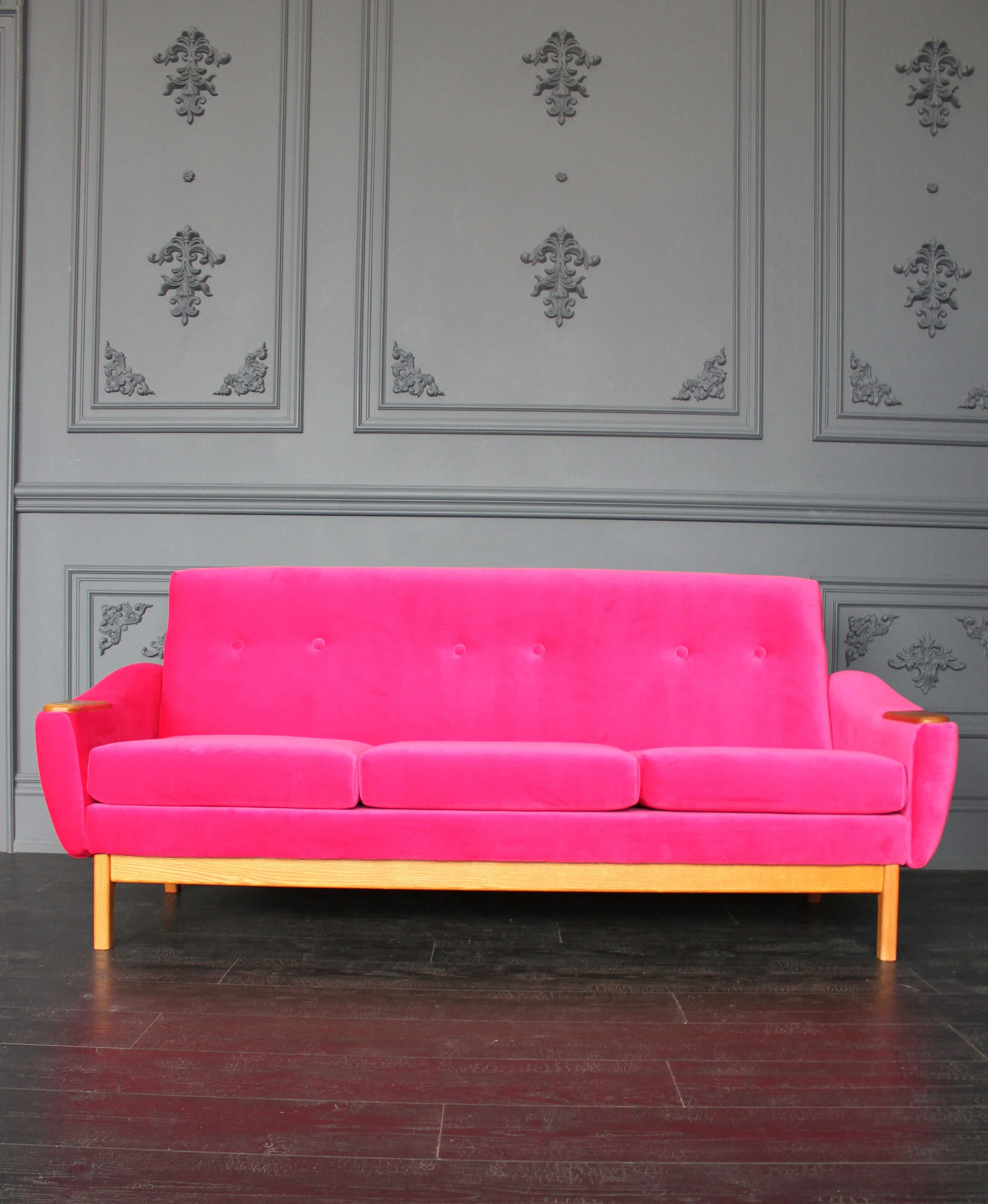 Fuschia Pink Velvet Sofa | Baci Living Room