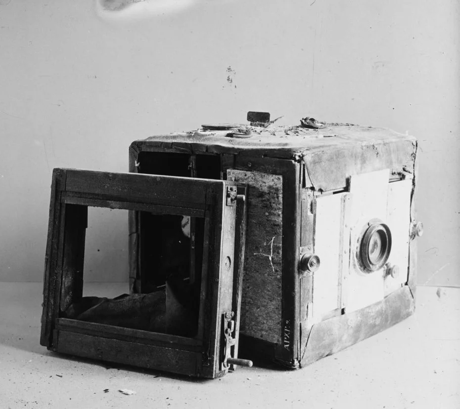 The Lost Photographs of Salomon Andrée’s North Pole Hot Air Balloon ...
