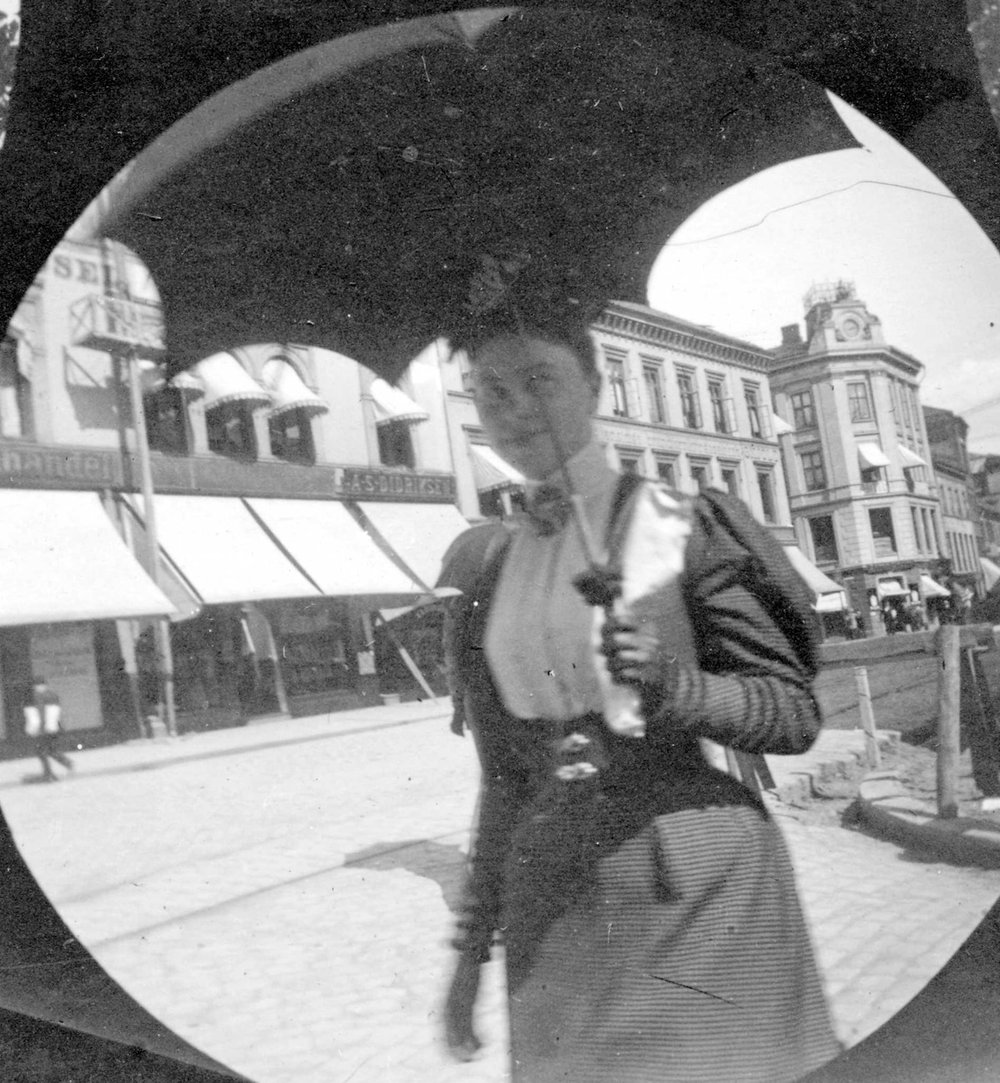Carl Størmer’s Spy Camera Street Photography c. 1893 — Online - Don't ...