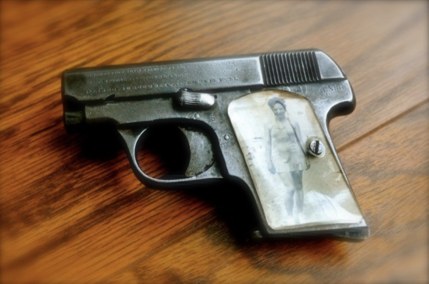 Sweetheart Grips: How Soldiers Kept Loved Ones Close — Online - Don't ...