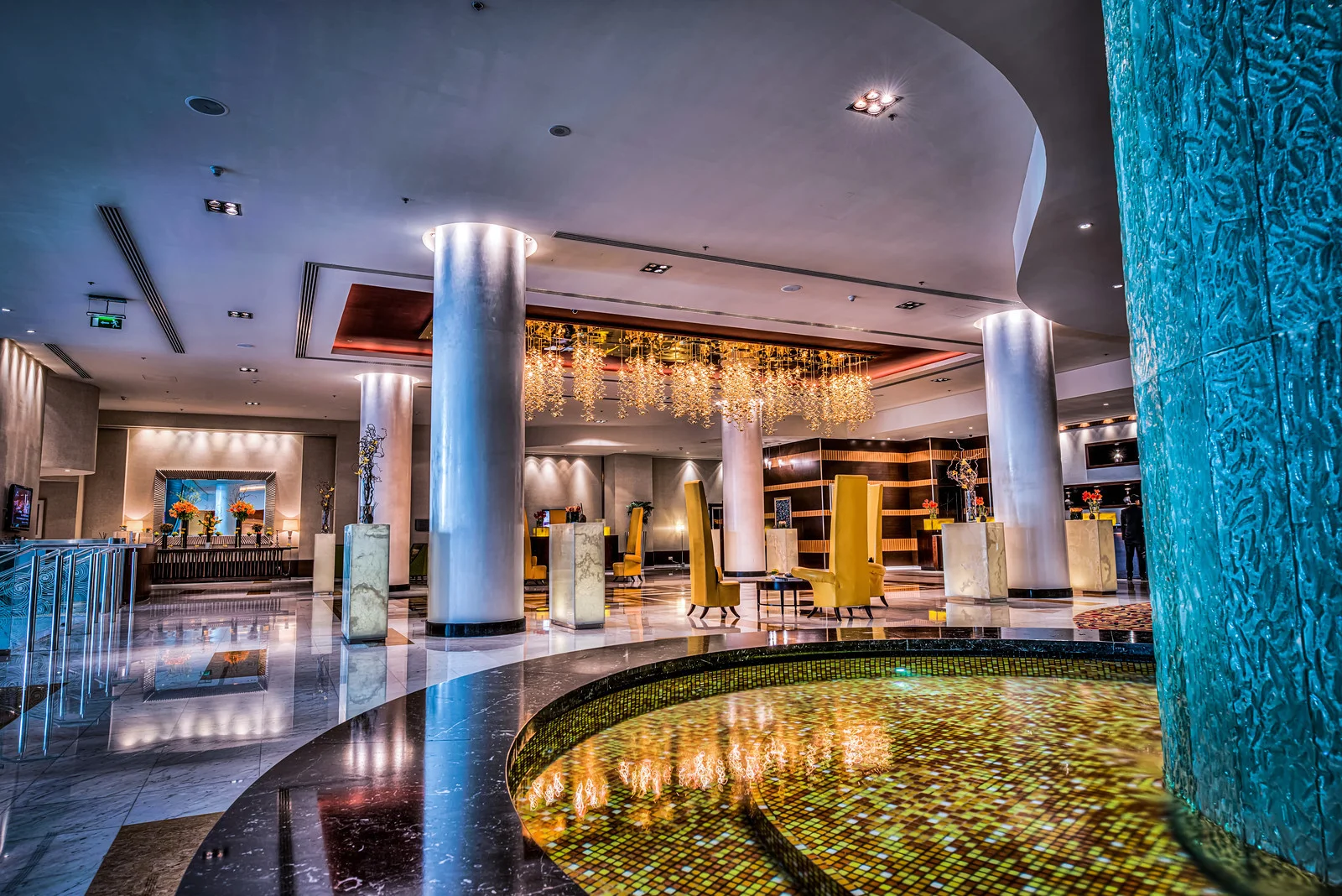 Renaissance Hotel — Lumatron