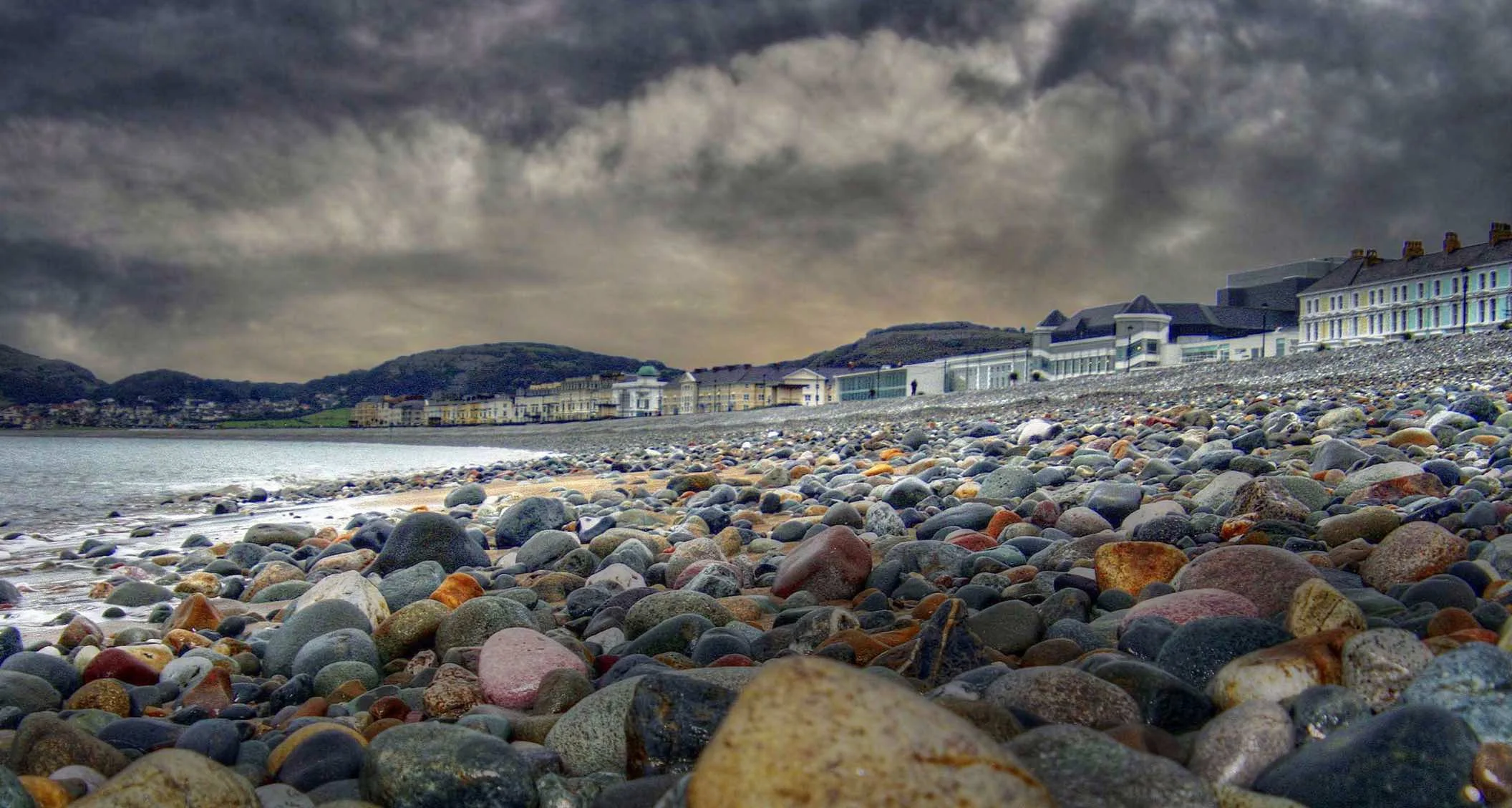 The Best Llandudno Seafront Hotels with Sea Vistas — The Most Perfect View
