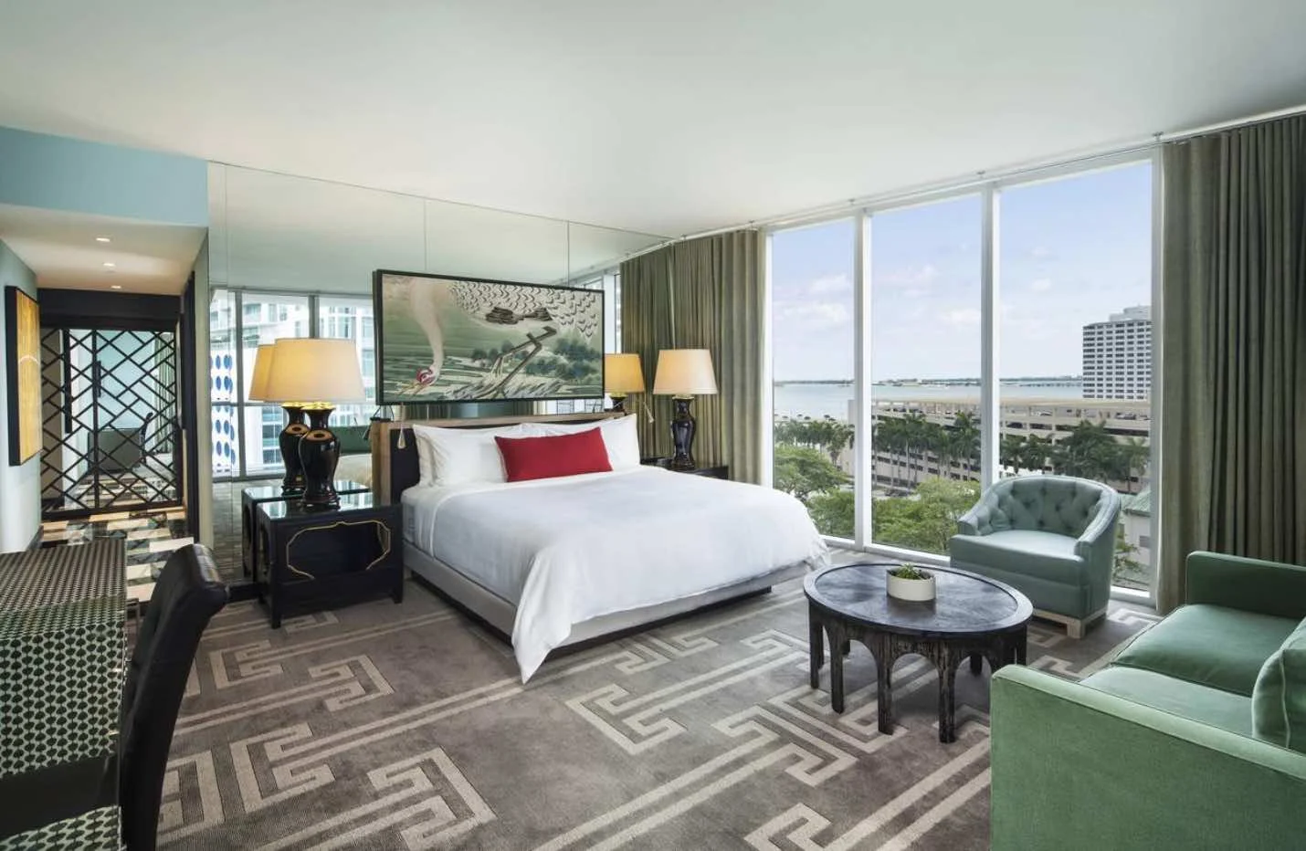 Best Miami Hotels with Beachfront Views — The Most Perfect View