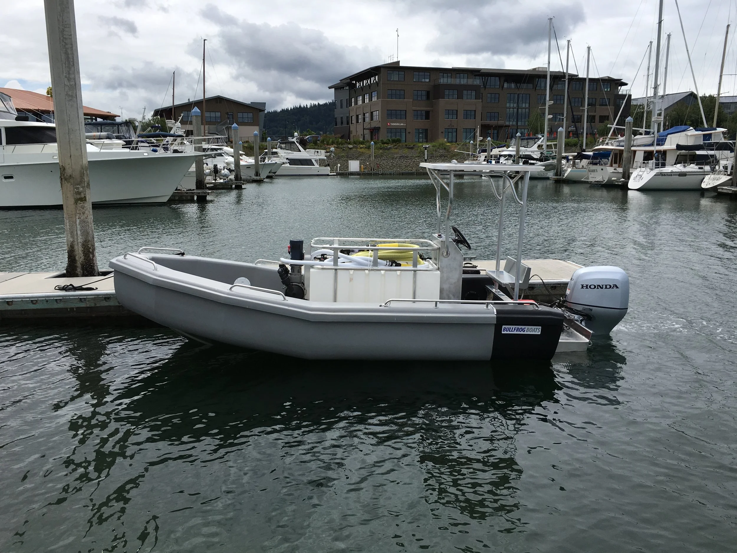 Bullfrog Boats — MARINA DOCK PARTS