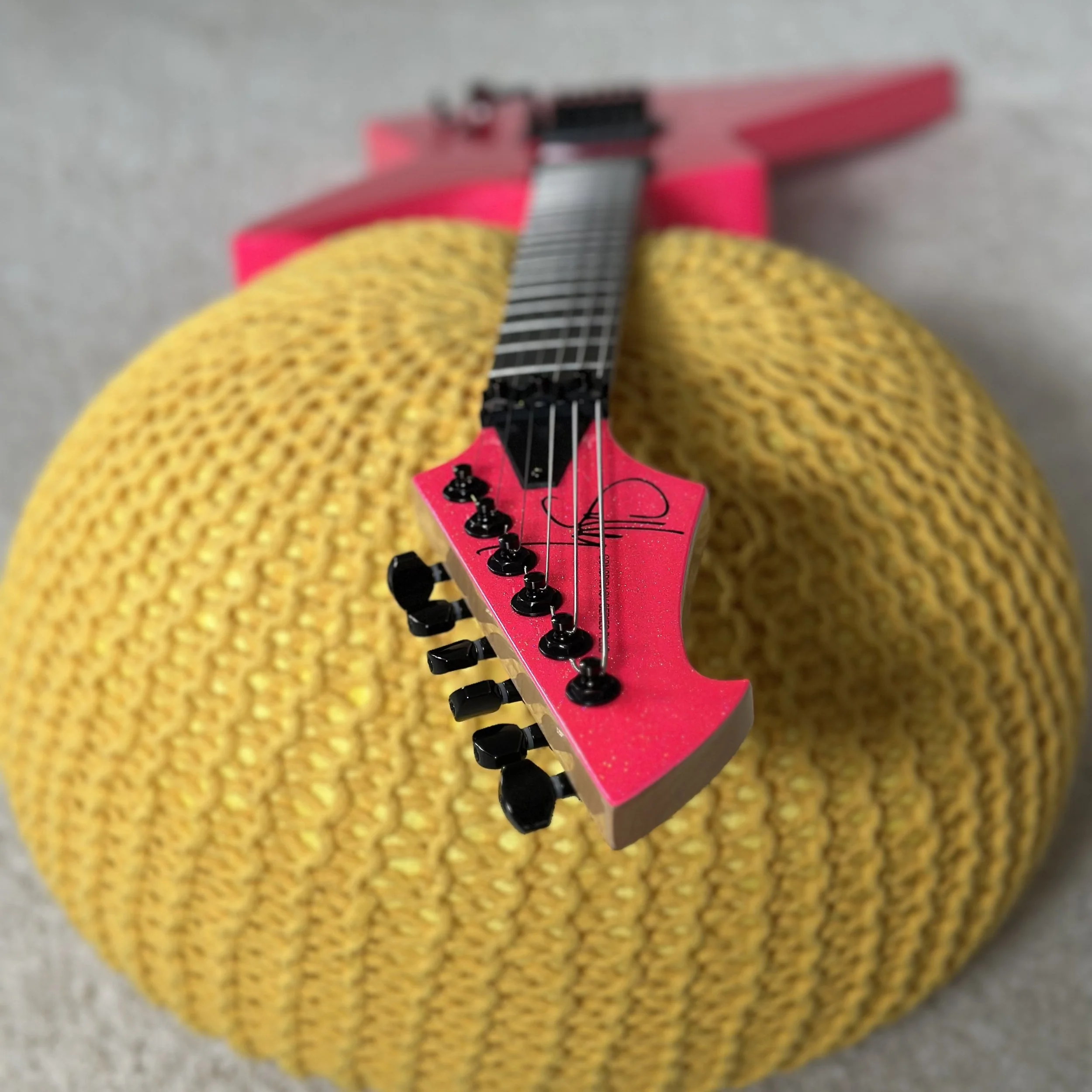 Sully Guitars®
