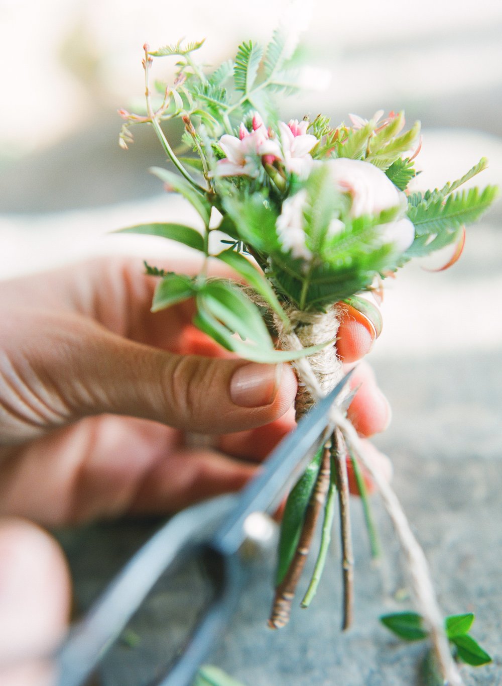 A Buttonhole Tutorial — The Garden Gate Flower Company