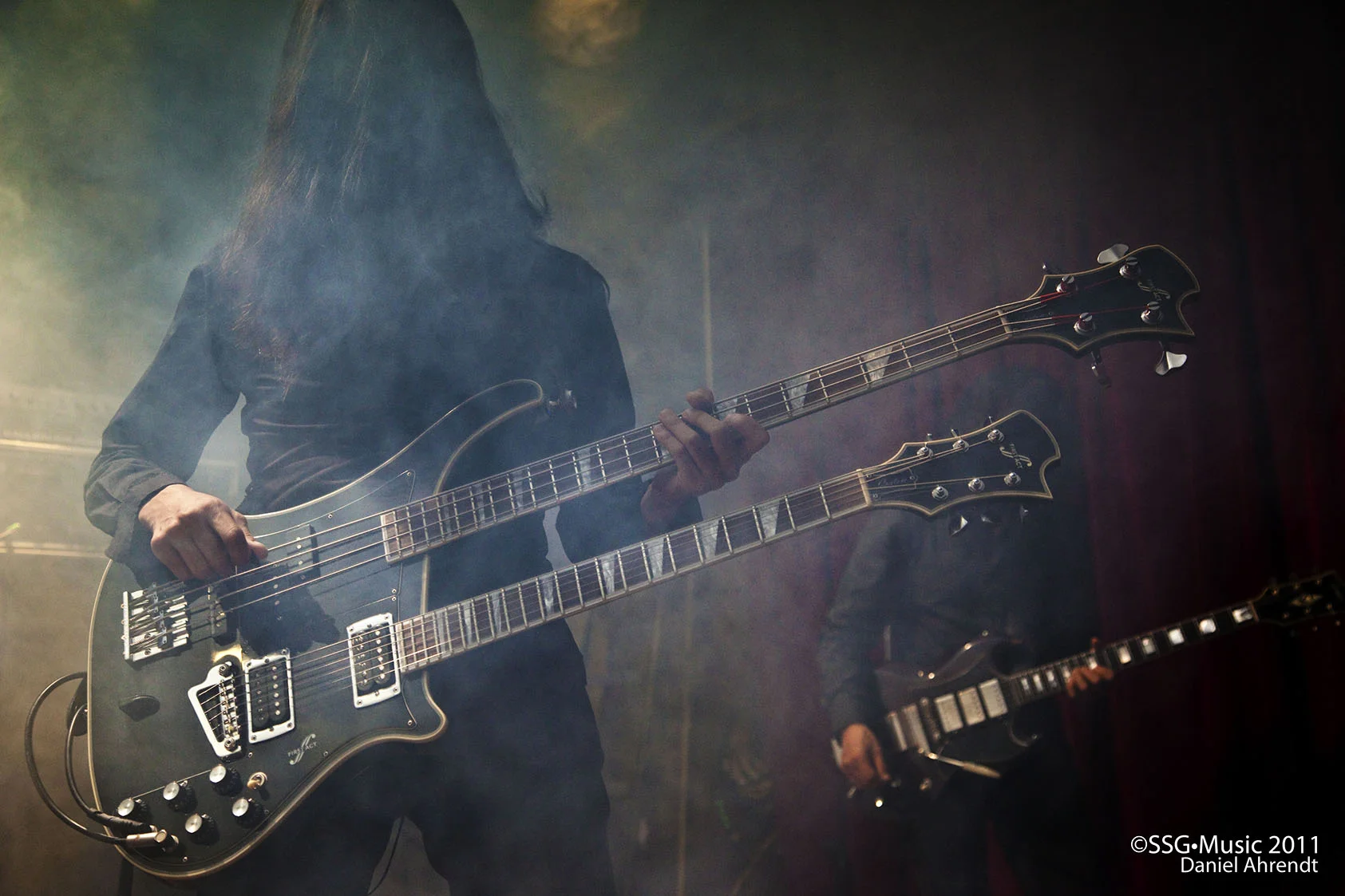 Double neck guitar players (including bass players) | Page 2 | Steve ...