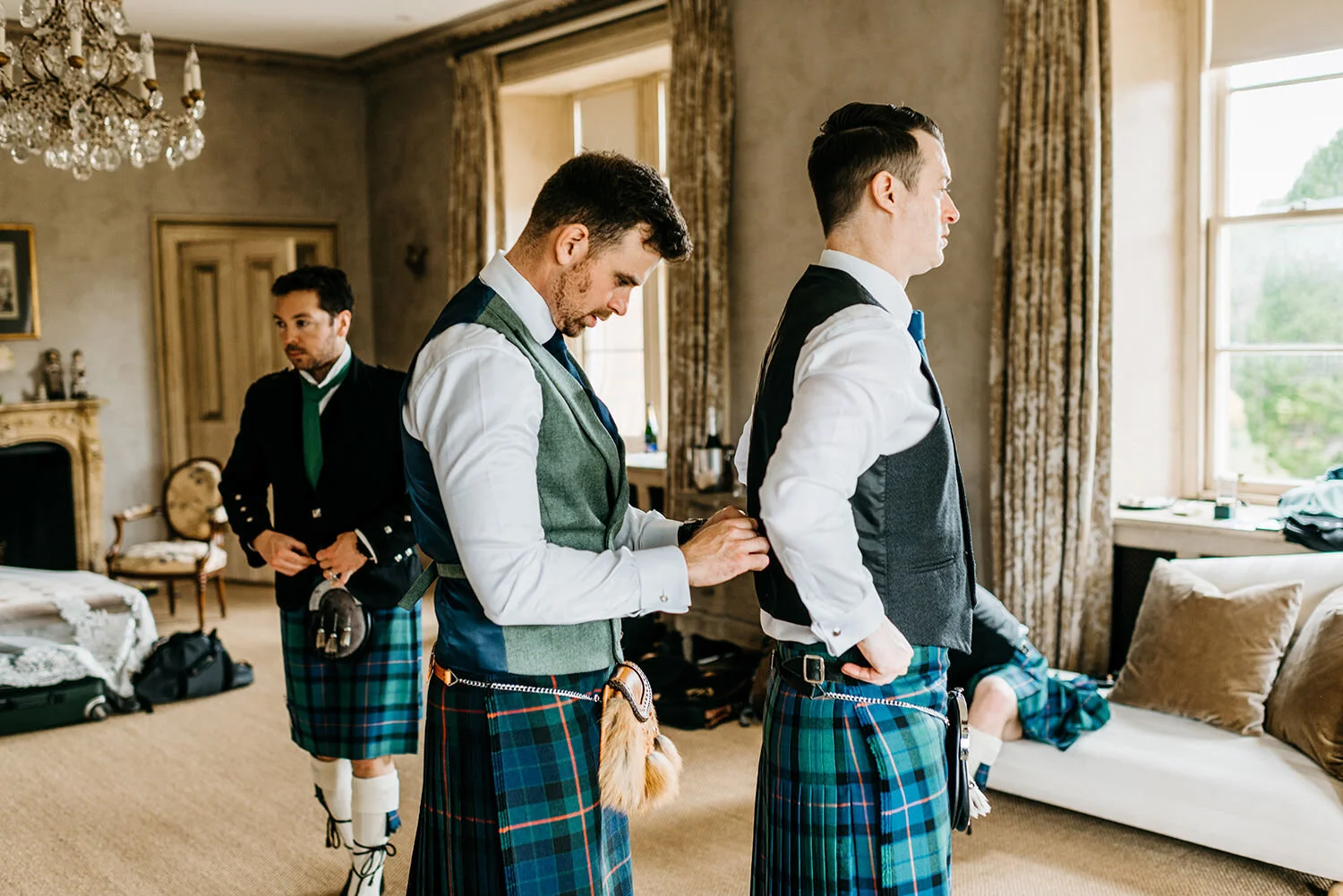 Whimsical Scottish wedding at Ardross Castle | Katrina + Cameron ...