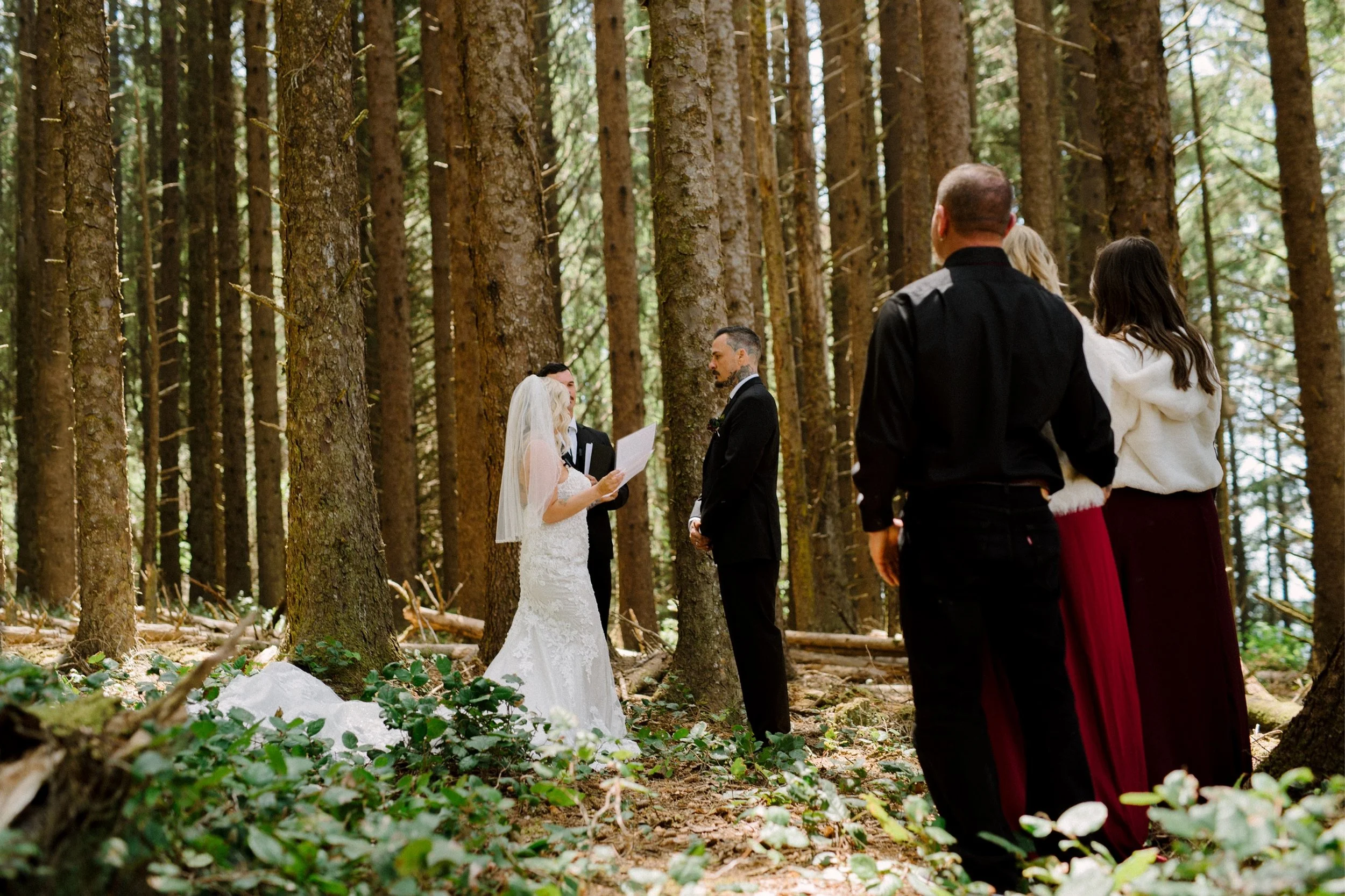 Tyler & Pam | Alternative Tattoo Bride & Groom | Brookings Oregon ...