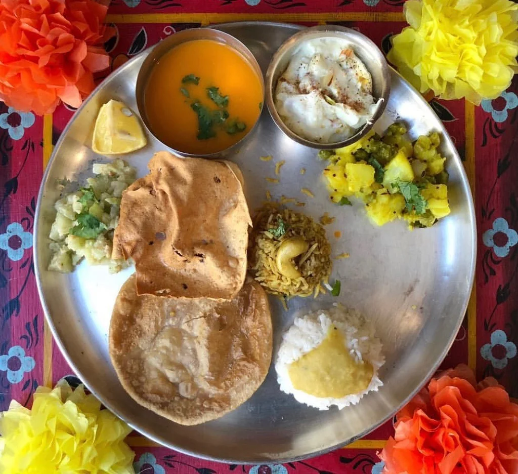 Tomato saar — Fork n Scissors