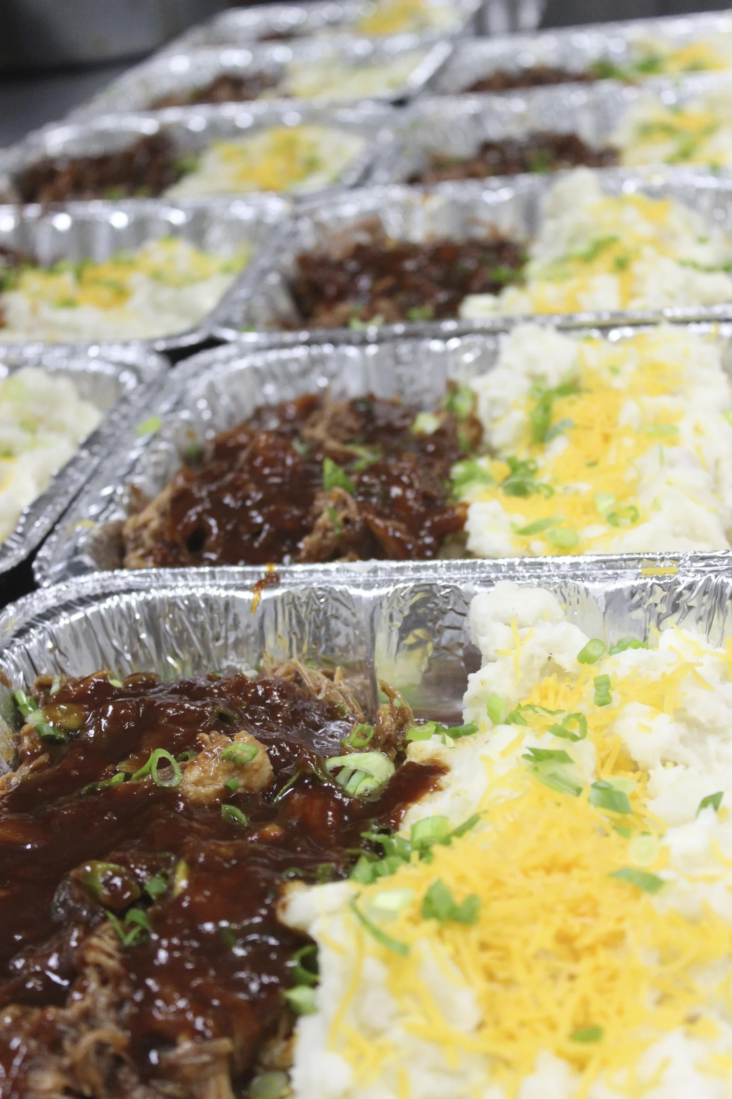 Signature Gourmet To Go — Stefano's Golden Baked Hams