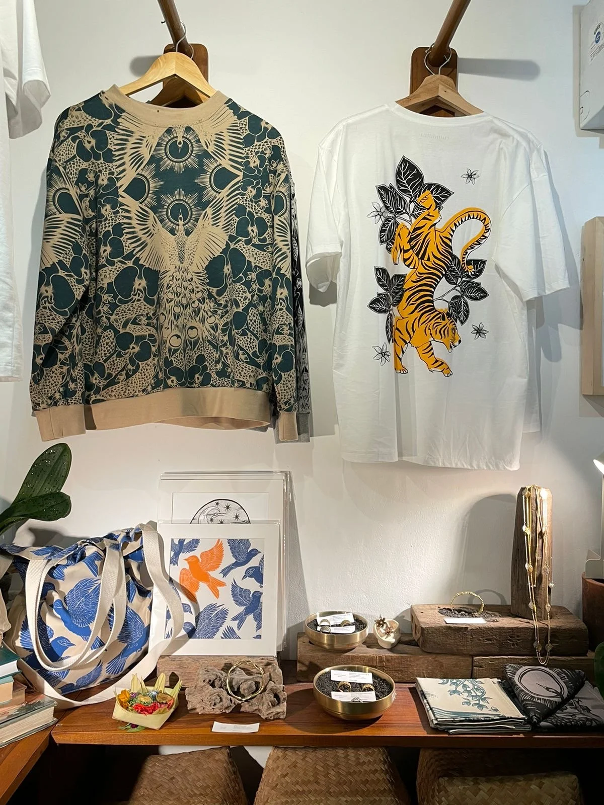 Guide to Ubud craft and design shops — Elami Productions designs and ...