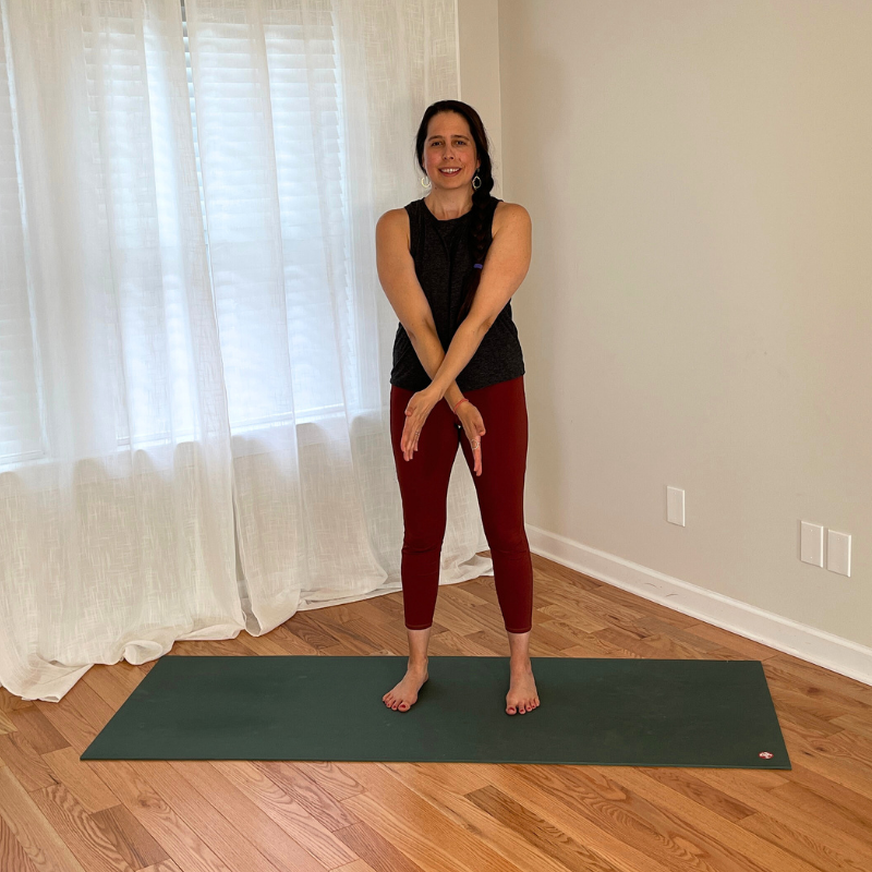 Eagle Pose (Garudasana): How to Untangle This Tricky Yoga Asana — Jenni ...
