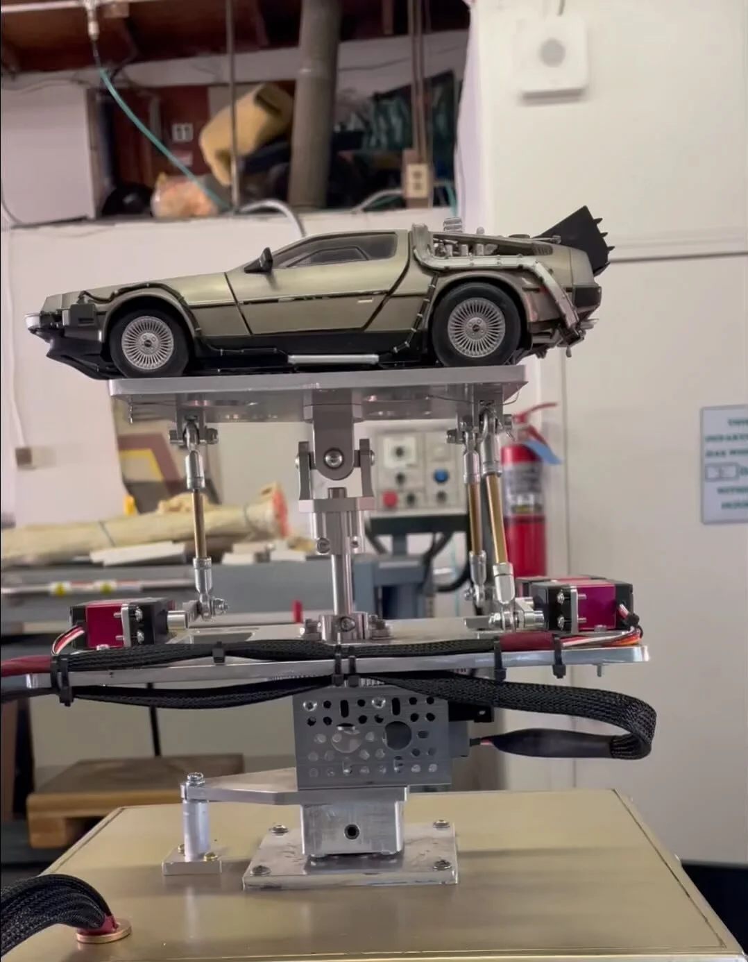 Prop Fabrication, Animatronics, Miniatures & Practical EFX