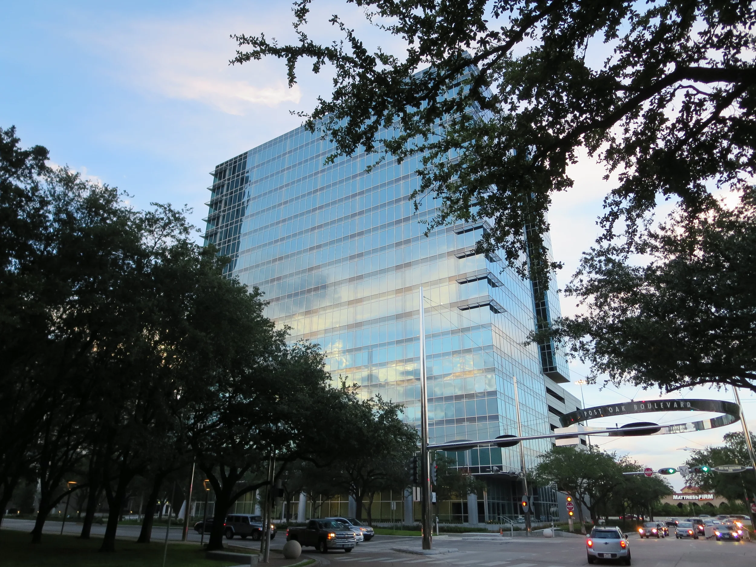 High-Performance Glass: Viracon Glass — PGP