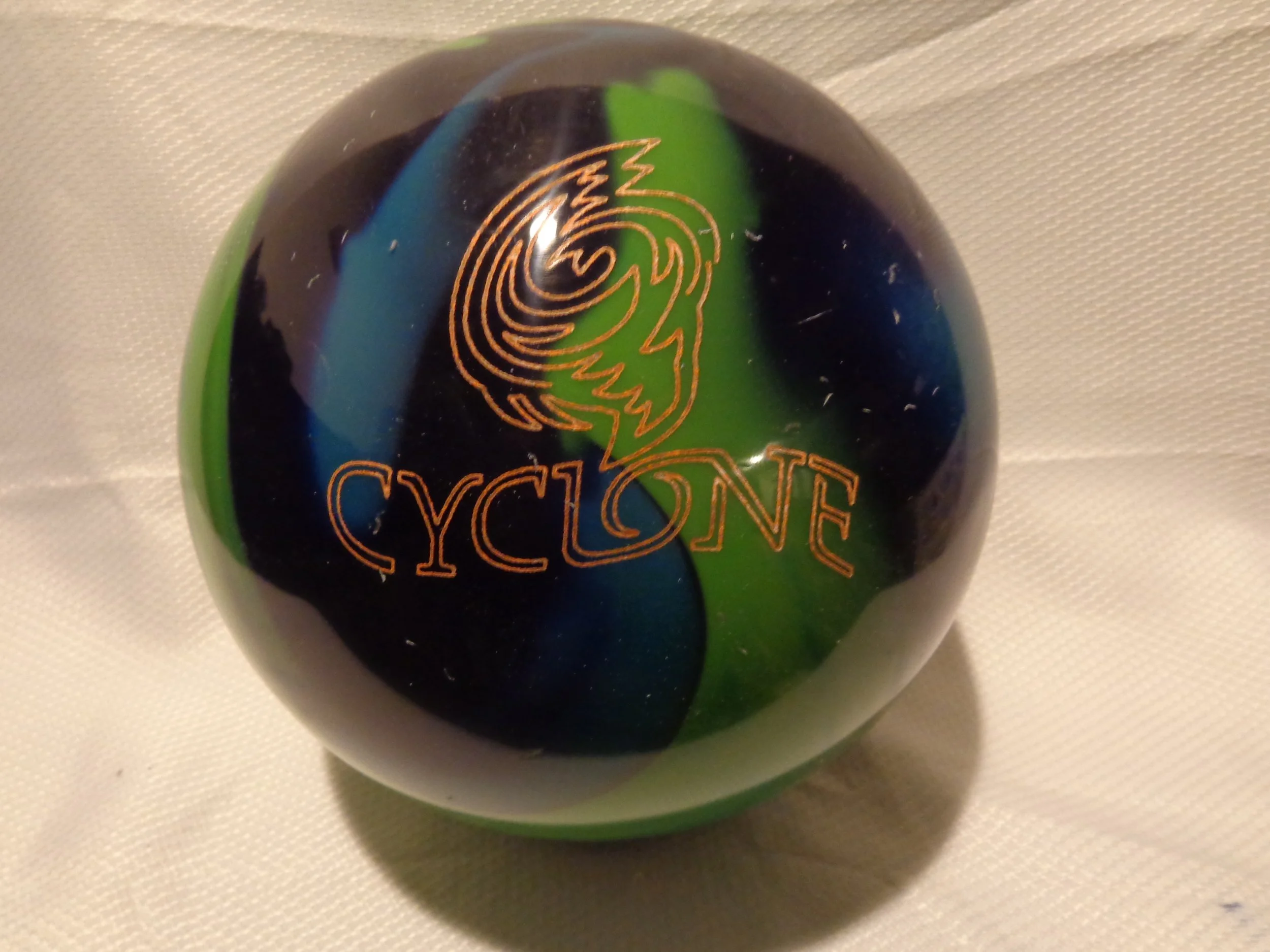 Used Bowling balls and Refurbished bowling balls @Strike Again Bowling