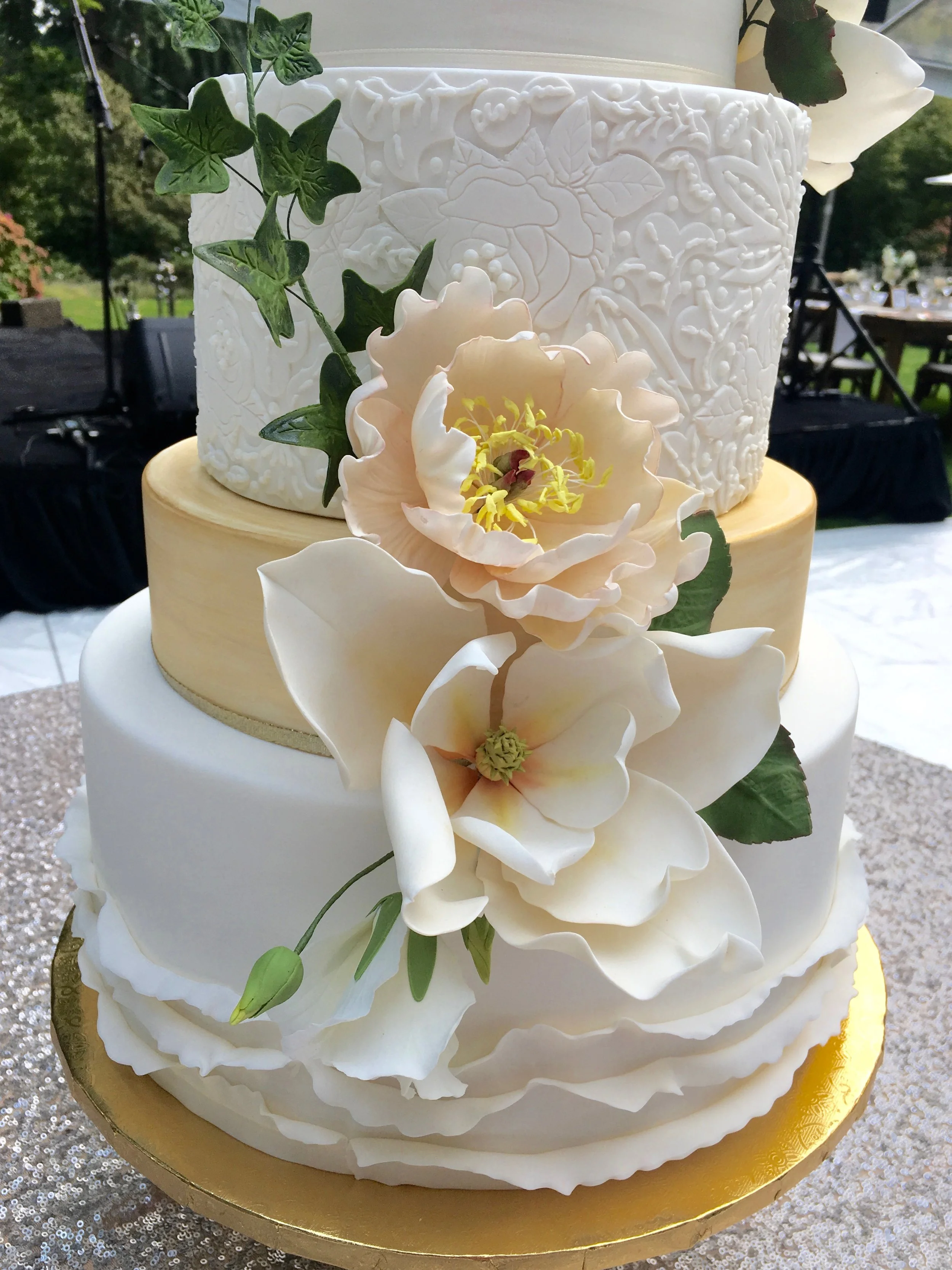Sugar Flowers — Honey Crumb Cake Studio | Seattle Bakery | Custom Cakes ...