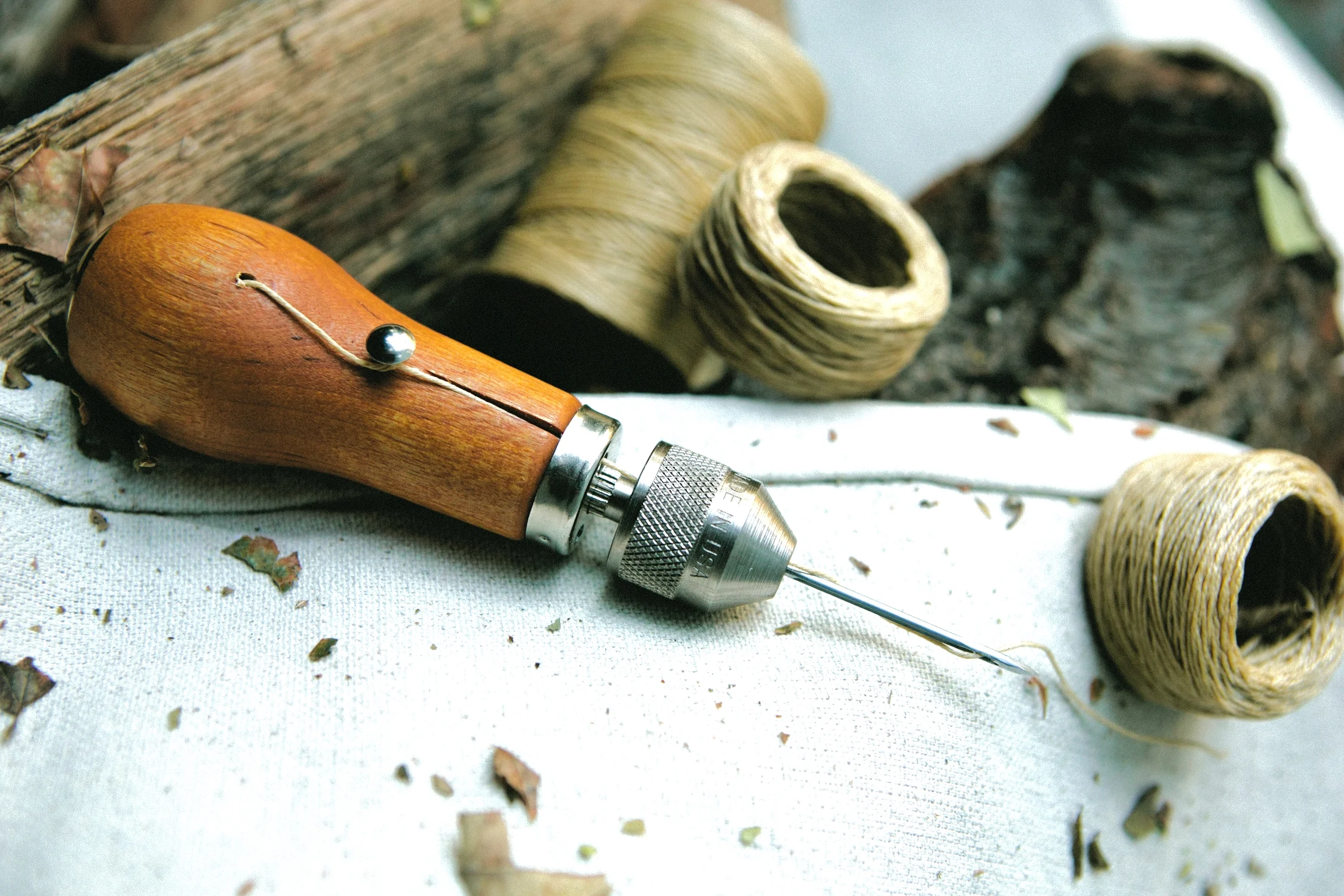 Speedy Stitcher Sewing Awl