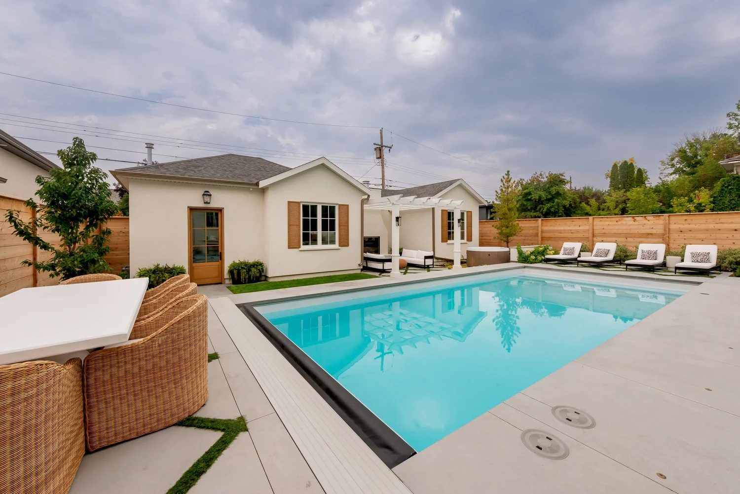 Custom Swimming Pools in Saskatoon | Fiberglass Pool Experts — Keystone ...