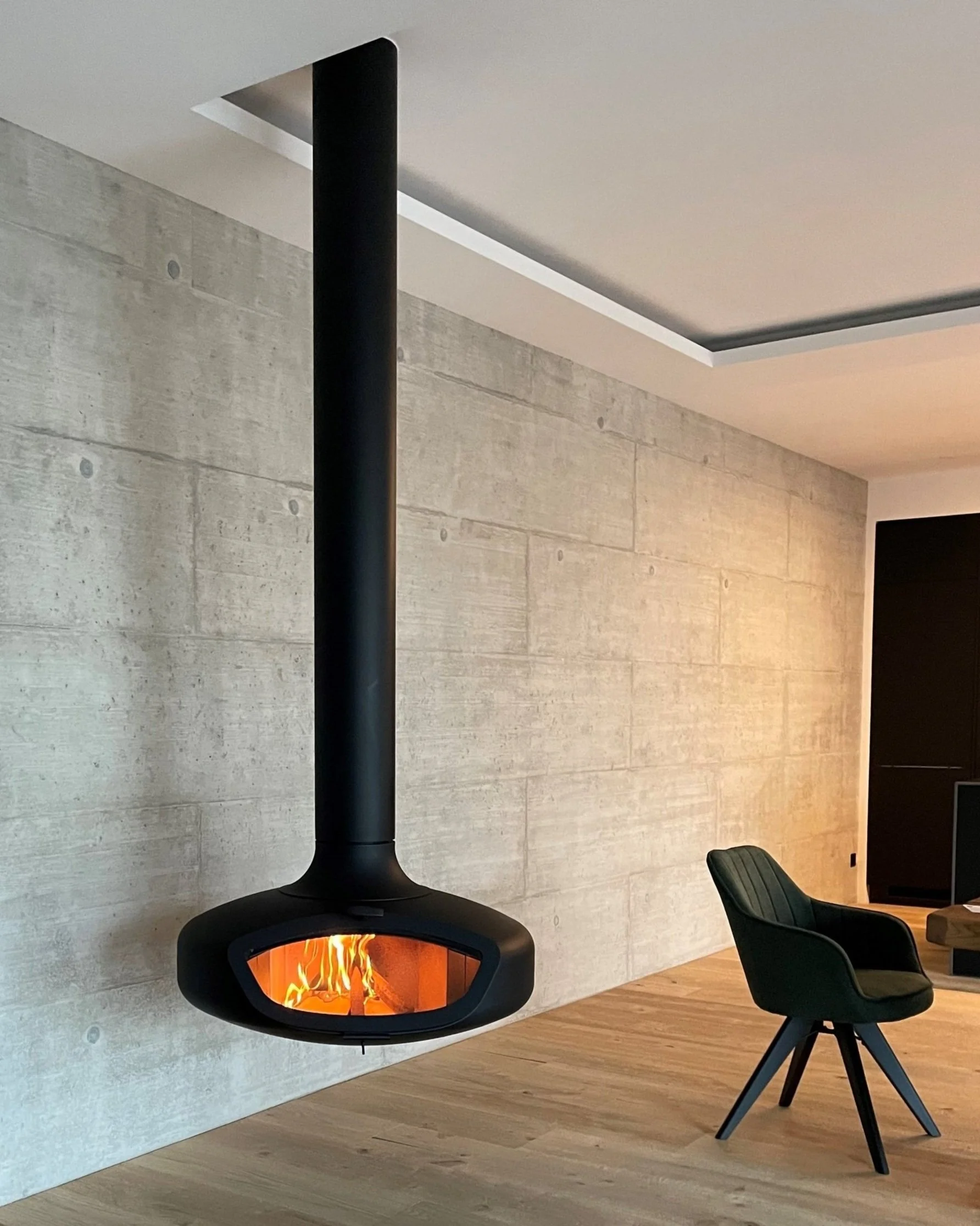 Suspended and bespoke wood burning fires - Firemaker.co.uk