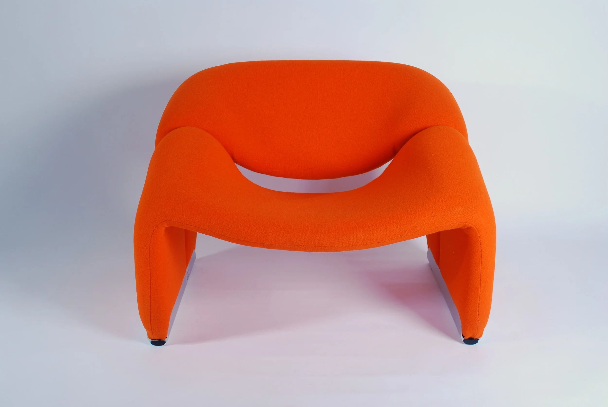 Artifort Groovy Chair F598 (M Chair) by Pierre Paulin — Flux Vintage