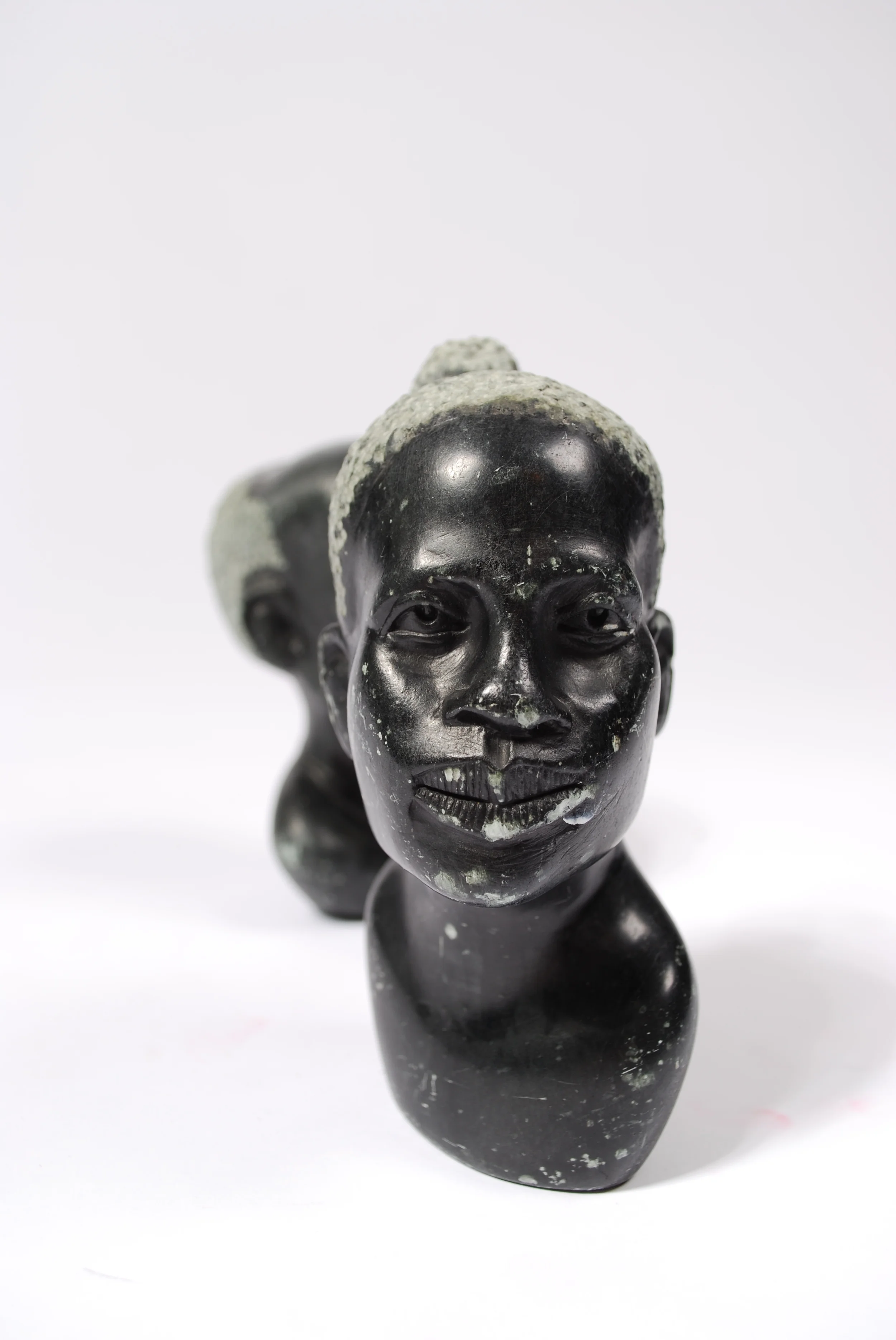 Stone curved head man and woman, marble, 50's — Flux Vintage