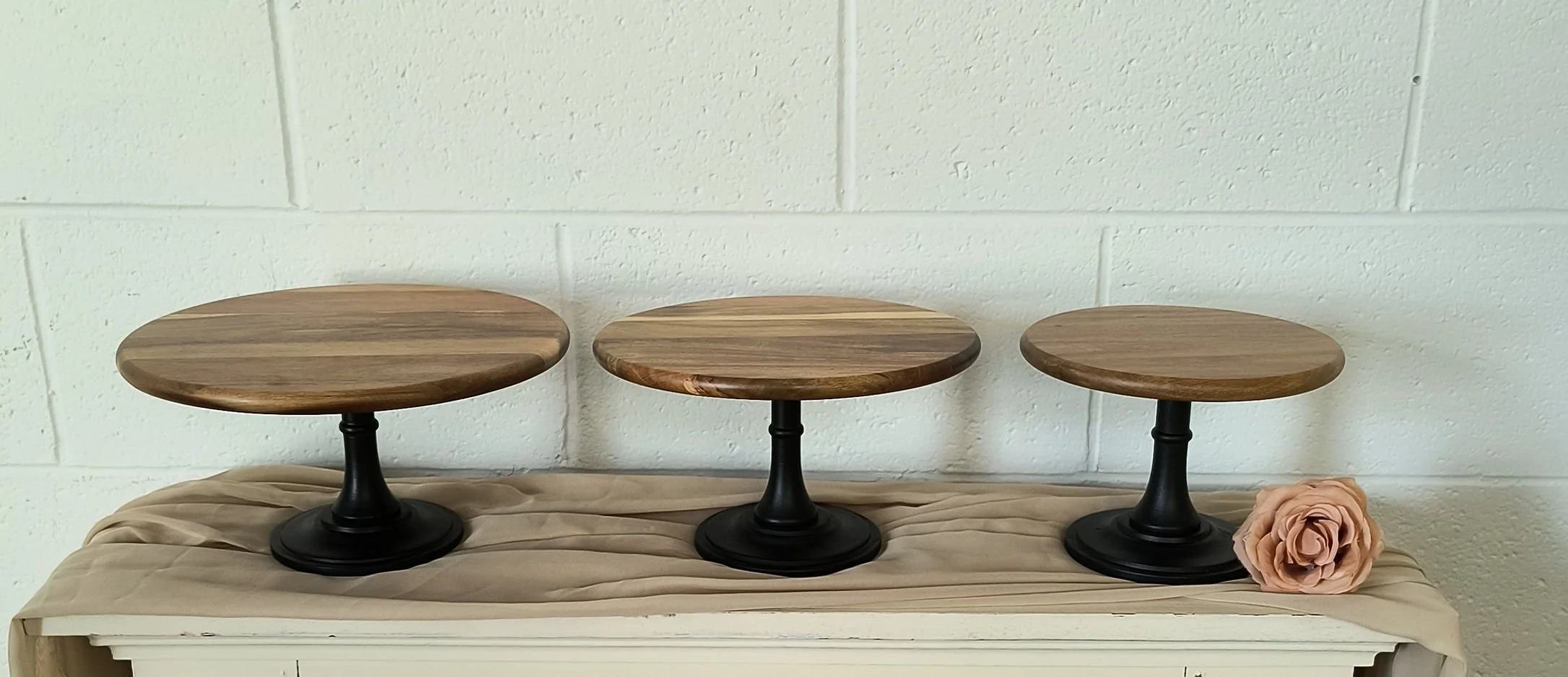 Cake & Dessert Stands — Knotwood Event Rentals