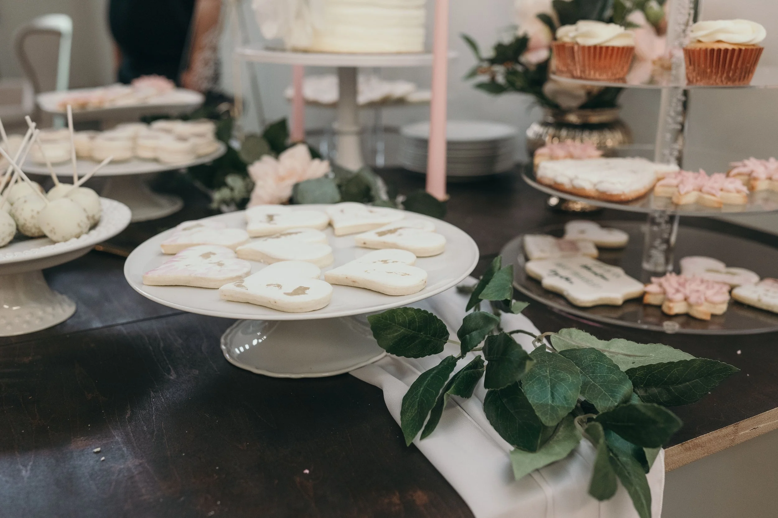 Cake & Dessert Stands — Knotwood Event Rentals