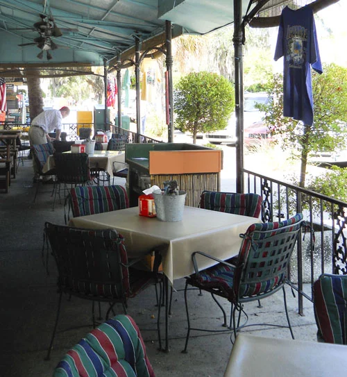 Iguanas Seafood Restaurant