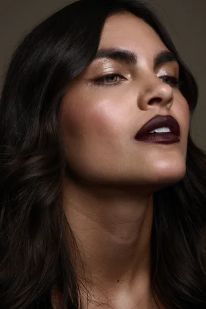 Brian Love is a commercial photographer specializing in beauty ...