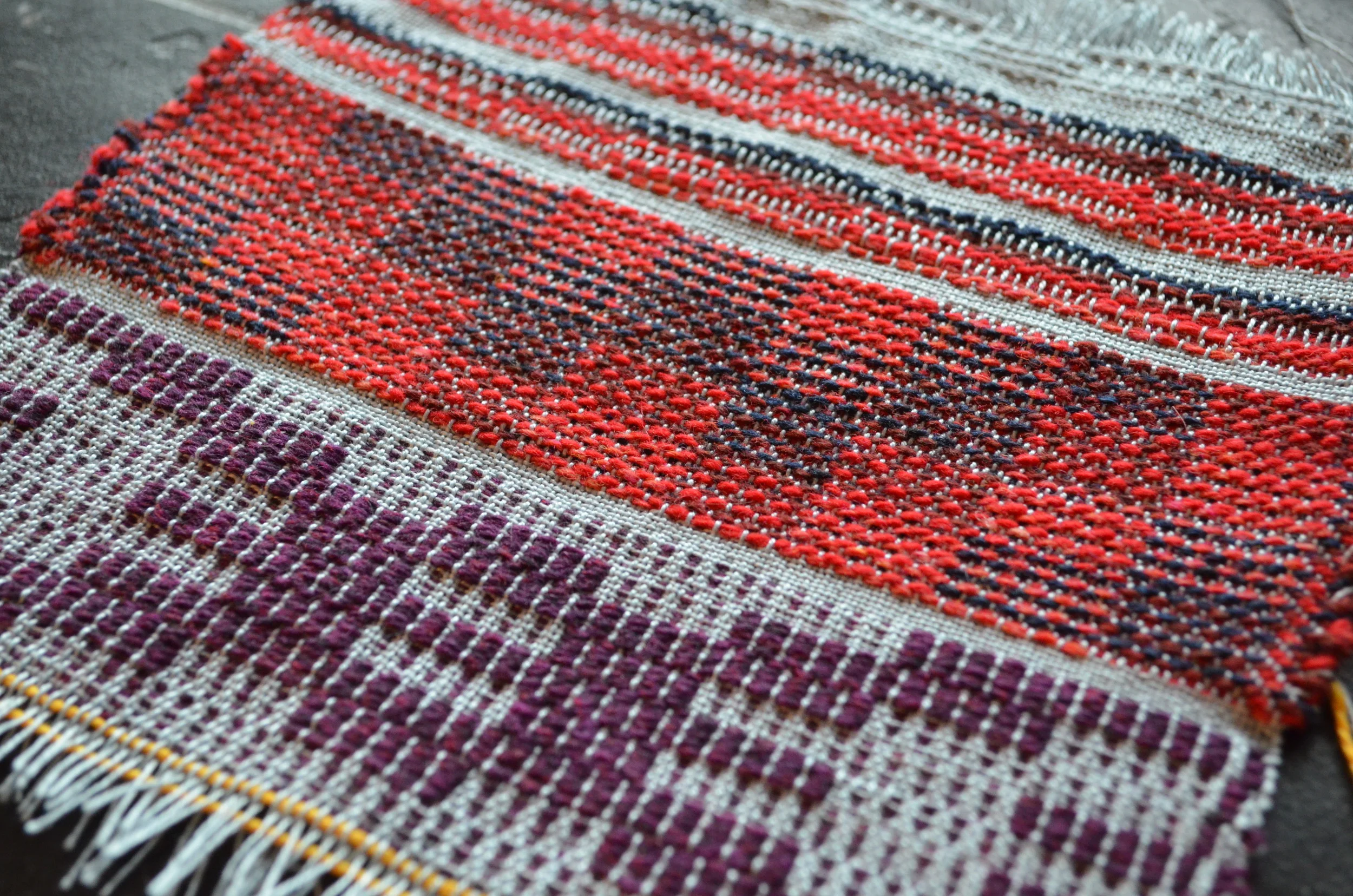 Crackle Weave — Warp or Weft