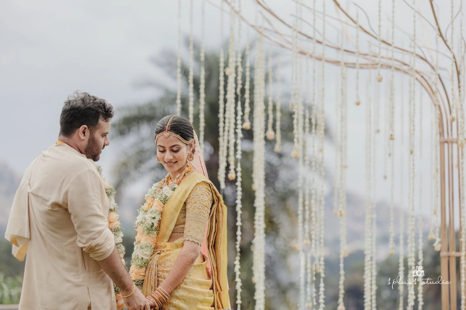 Amita Rasa, Bangalore: An Exquisite Wedding Among the Hills — 1Plus1 Studio
