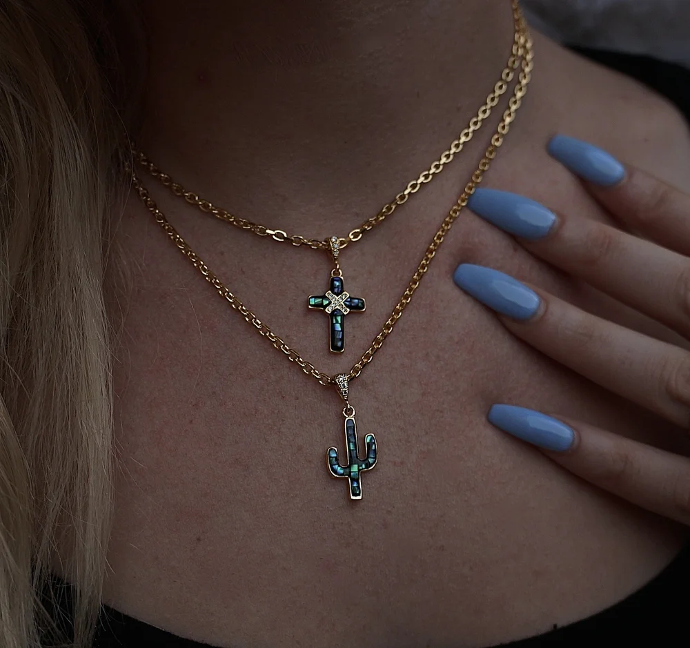 Pretty Necklaces With Cross