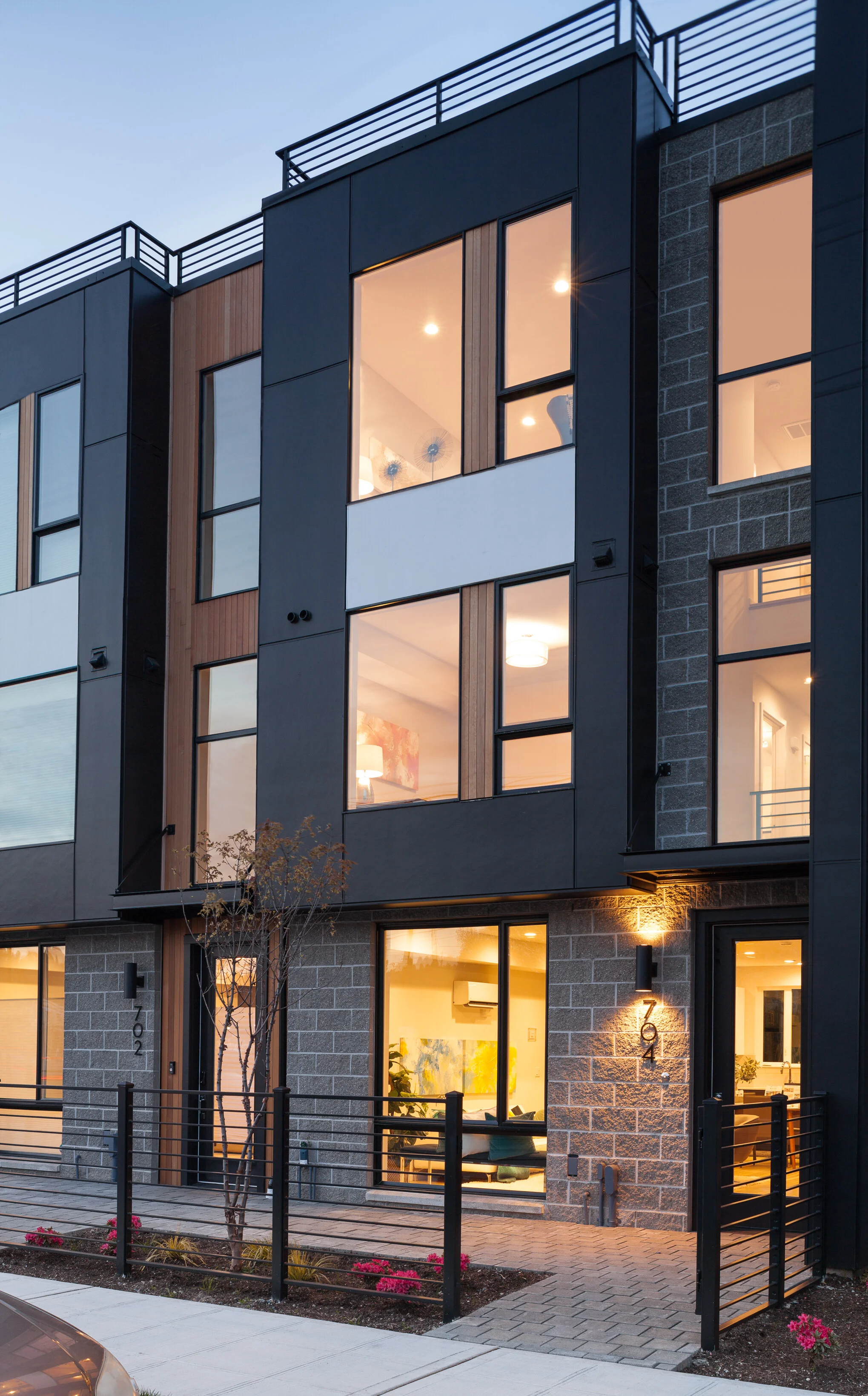 Modern Rowhouses in Georgetown Designed by b9 | Residential Architects ...