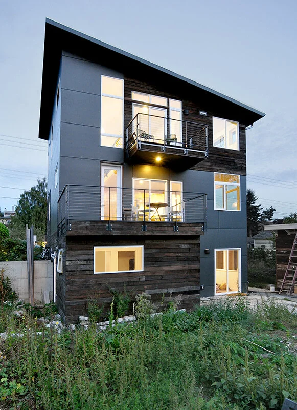 Single Family Home with Adu Unit Design by b9 | Residential Architects ...