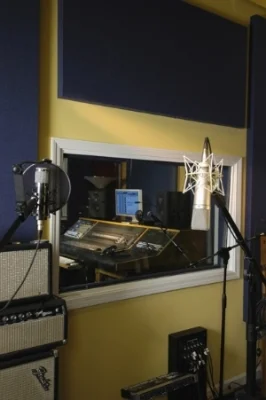 Unique recording studio set up for best possible recorded sound ...