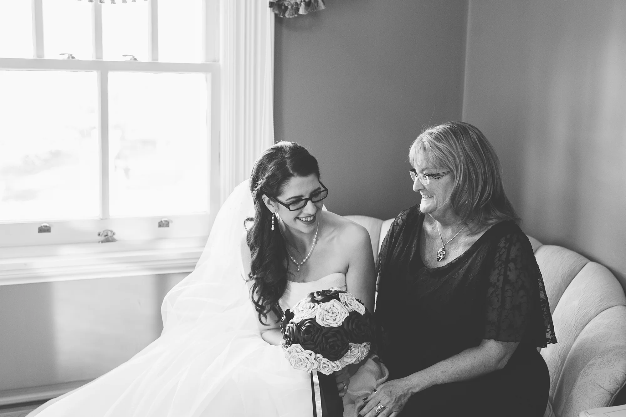 JESSICA & MARCUS | Intimate October Brunch Wedding — Paige Woodbury ...