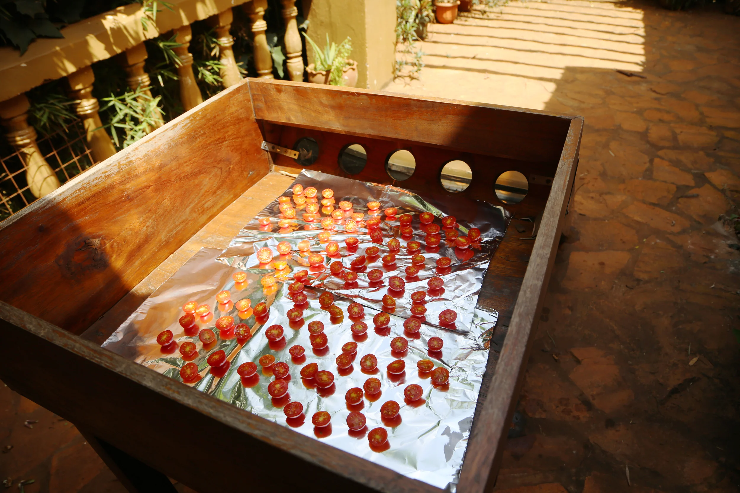 DIY solar dehydrator and sundried tomatoes — For the Love of Wonder