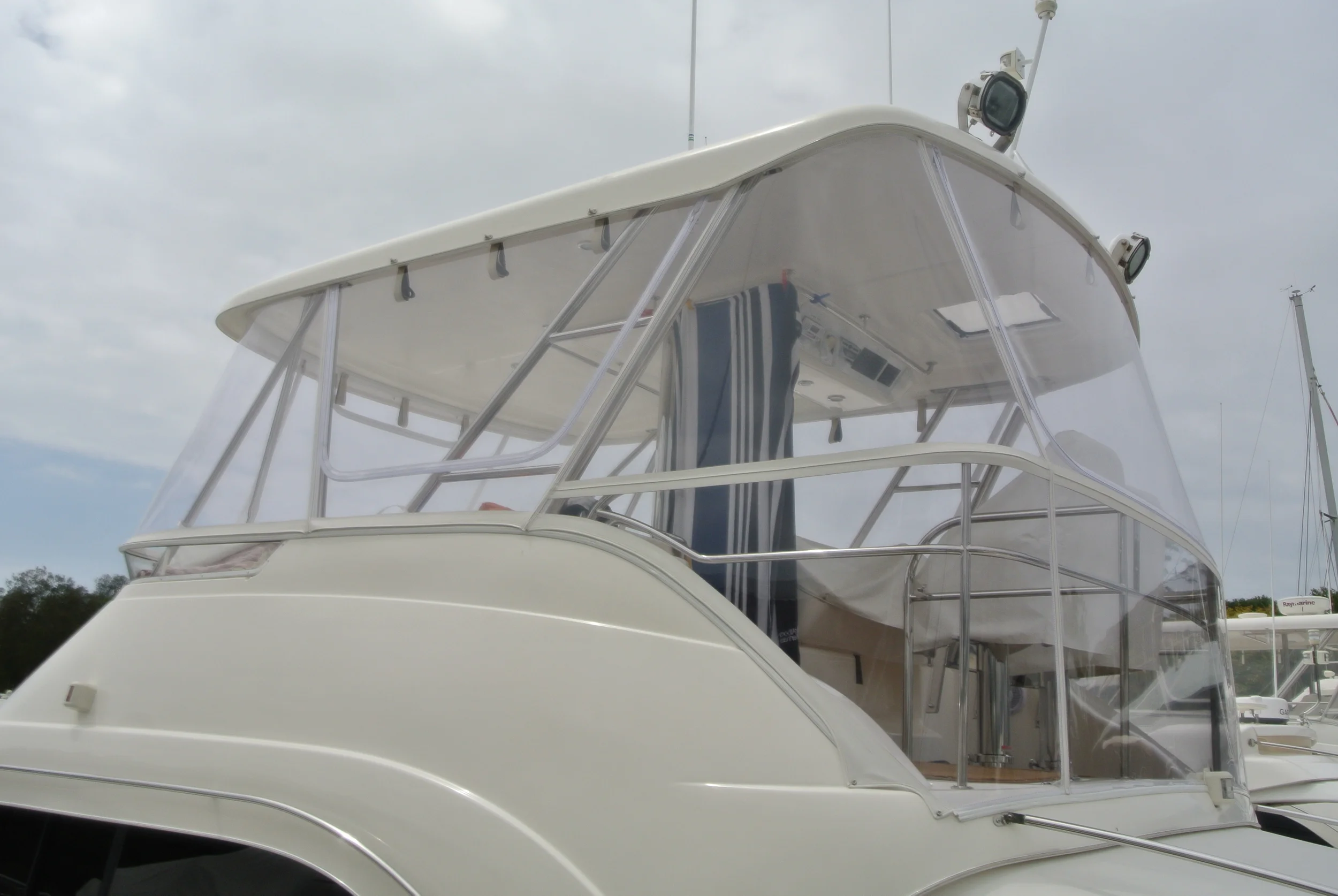 Island Canvas NSW PTY LTD